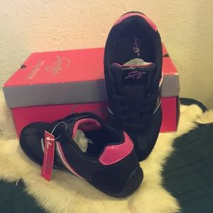 FUBU | Shoes | Fubu Girls Blackpink Sneakers Sz 2 New Wtagsbox | Poshmark